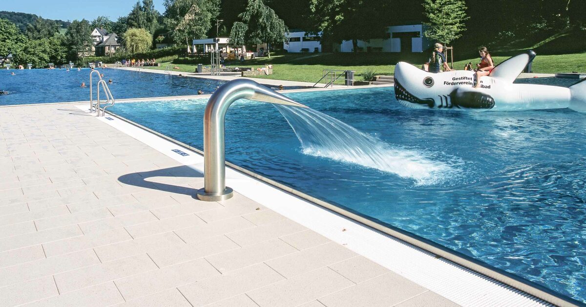 Freibad, Rösrath-Hoffnungsthal - Stadia and swimming pools